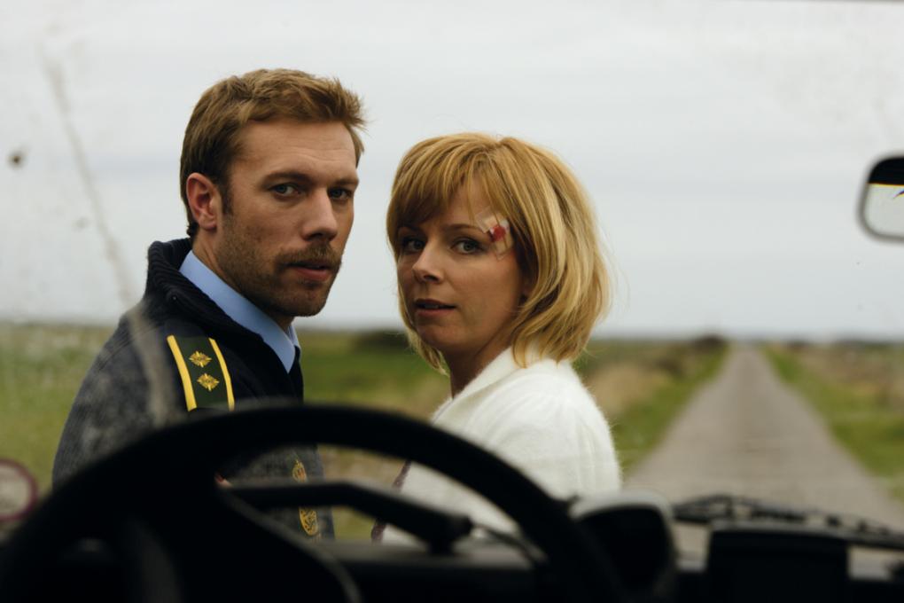 Frygtelig lykkelig | Filmcentralen