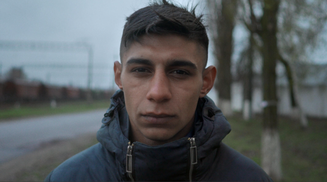 Outside | Filmcentralen